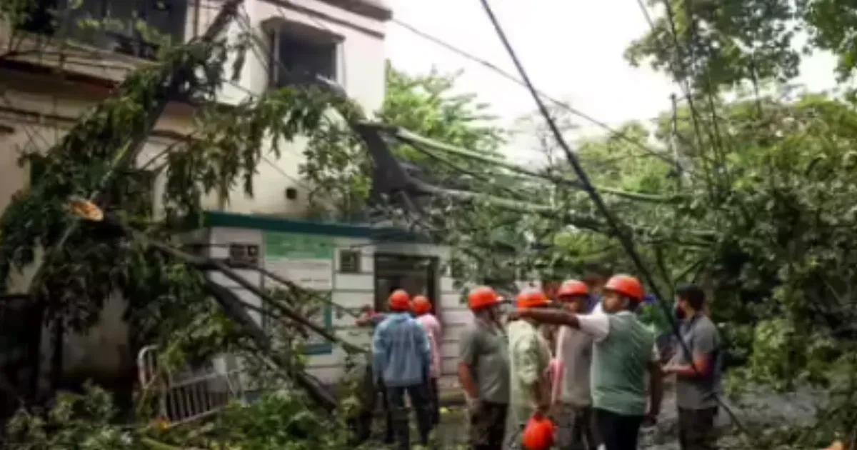 Squall at 88 kmph Hits Kolkata, Seven Dead Across Electrocution and ...