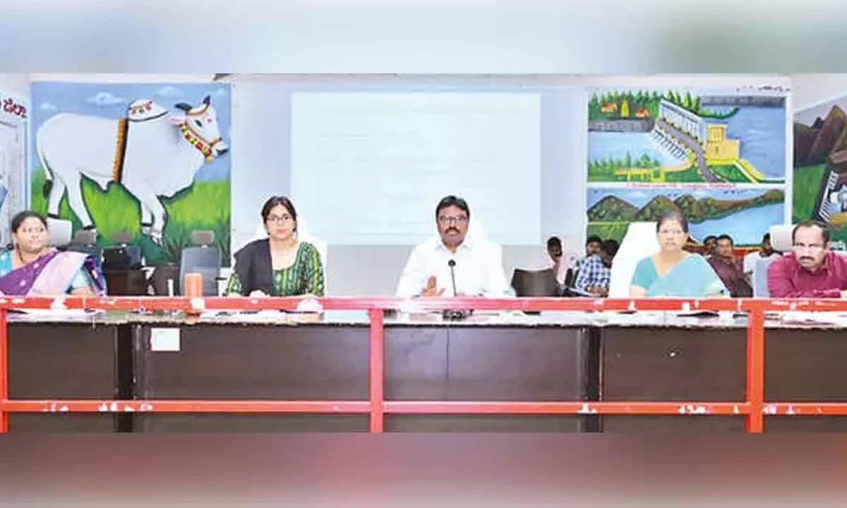 Collector vows to make Prakasam revenue issue-free district | Dailyhunt
