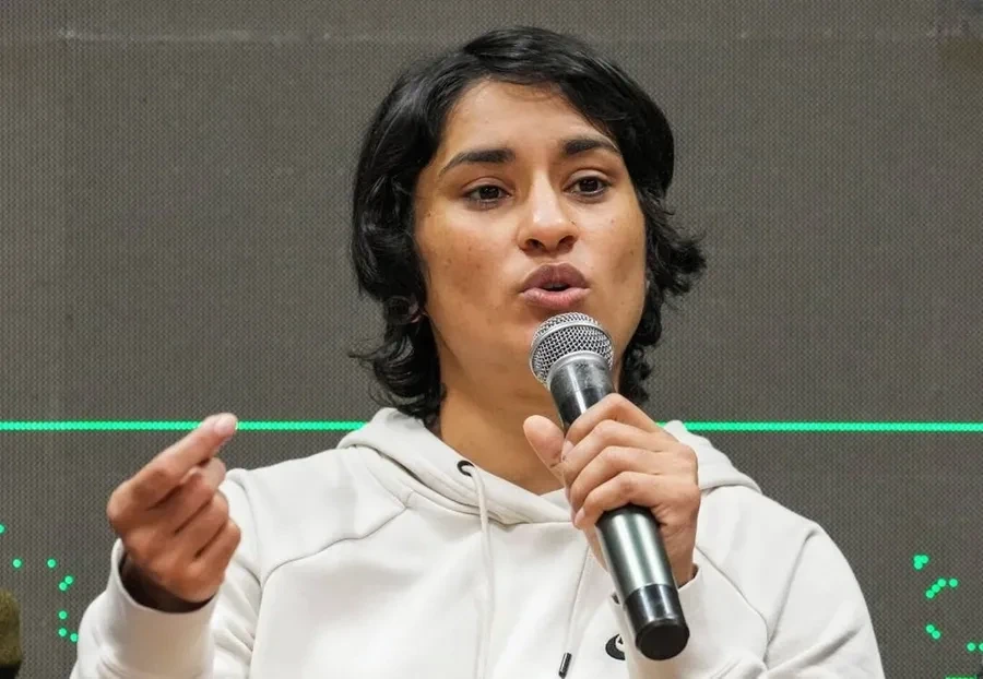 Vinesh Phogat says WFI wants her to die quickly; federation rejects ...