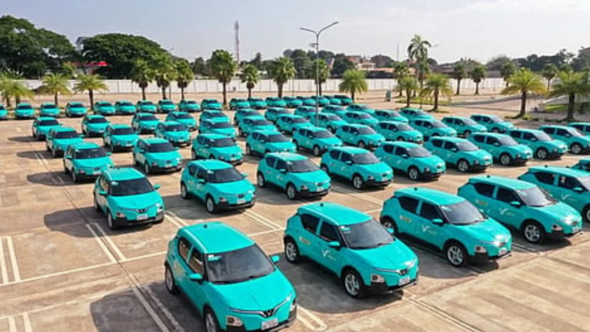 VinFast's Green SM Enters India: Will Fixed Monthly Salaries Shake Up ...