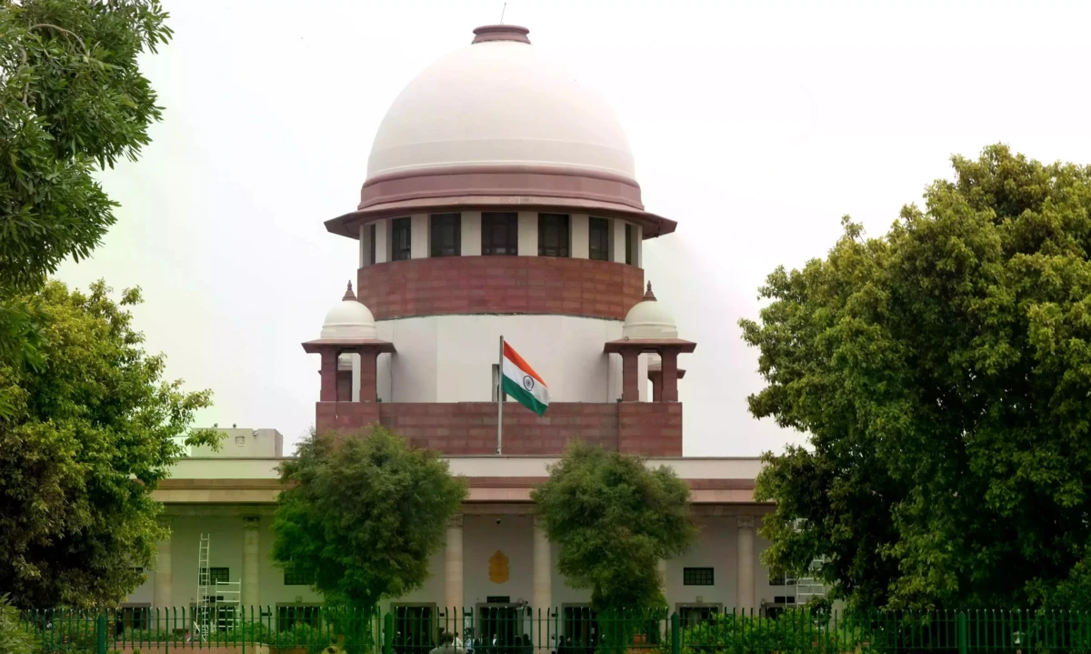 Supreme Court Upholds Madras HC Order in TN Lamp-Lighting Row | Dailyhunt