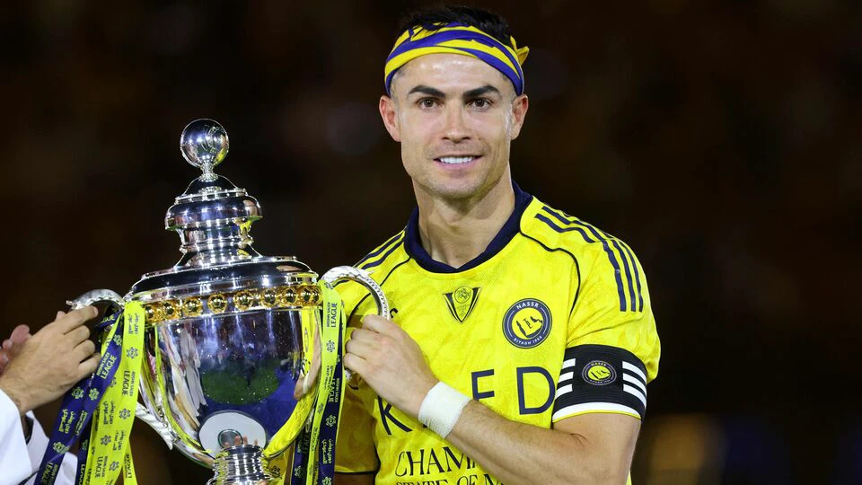 Quote of the day by Cristiano Ronaldo: 'Your love makes me strong, your ...