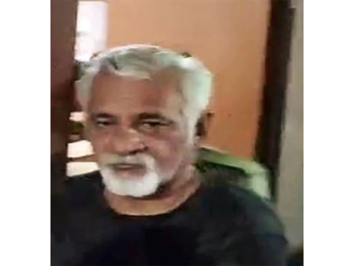 Delhi Malviya Nagar hotel Fire: Lovkesh Bajaj allowed Bangladeshi ...