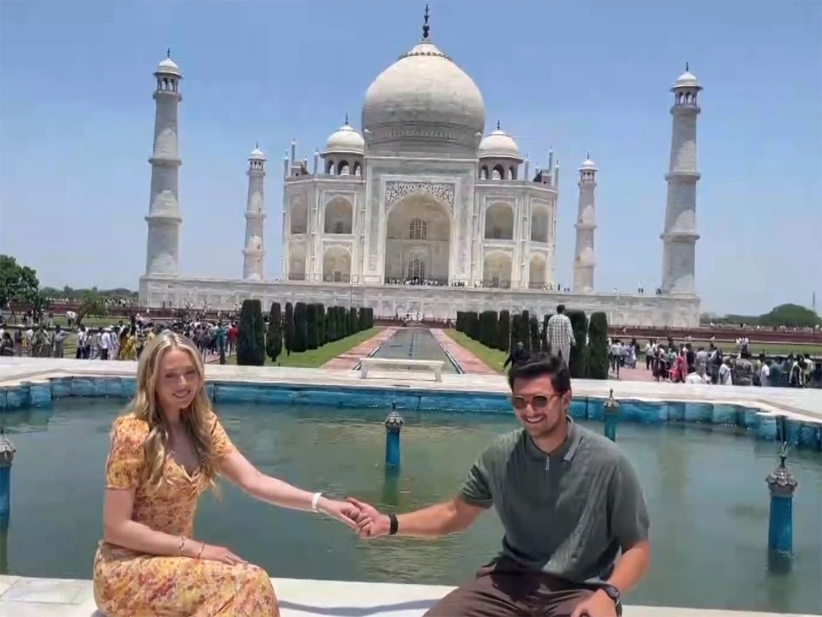 Tiffany Trump explores Taj Mahal with husband, takes adorable pictures ...