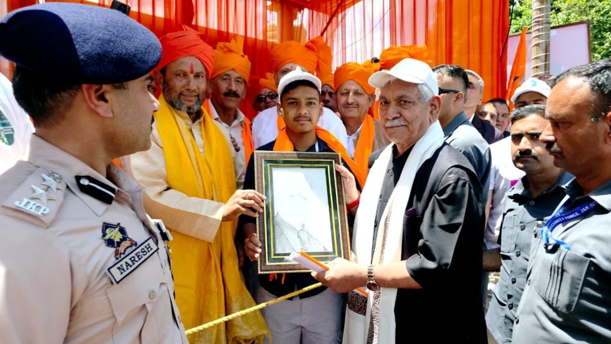 Drug-Free J&K Campaign Reaches 19th District, LG Manoj Sinha Leads ...