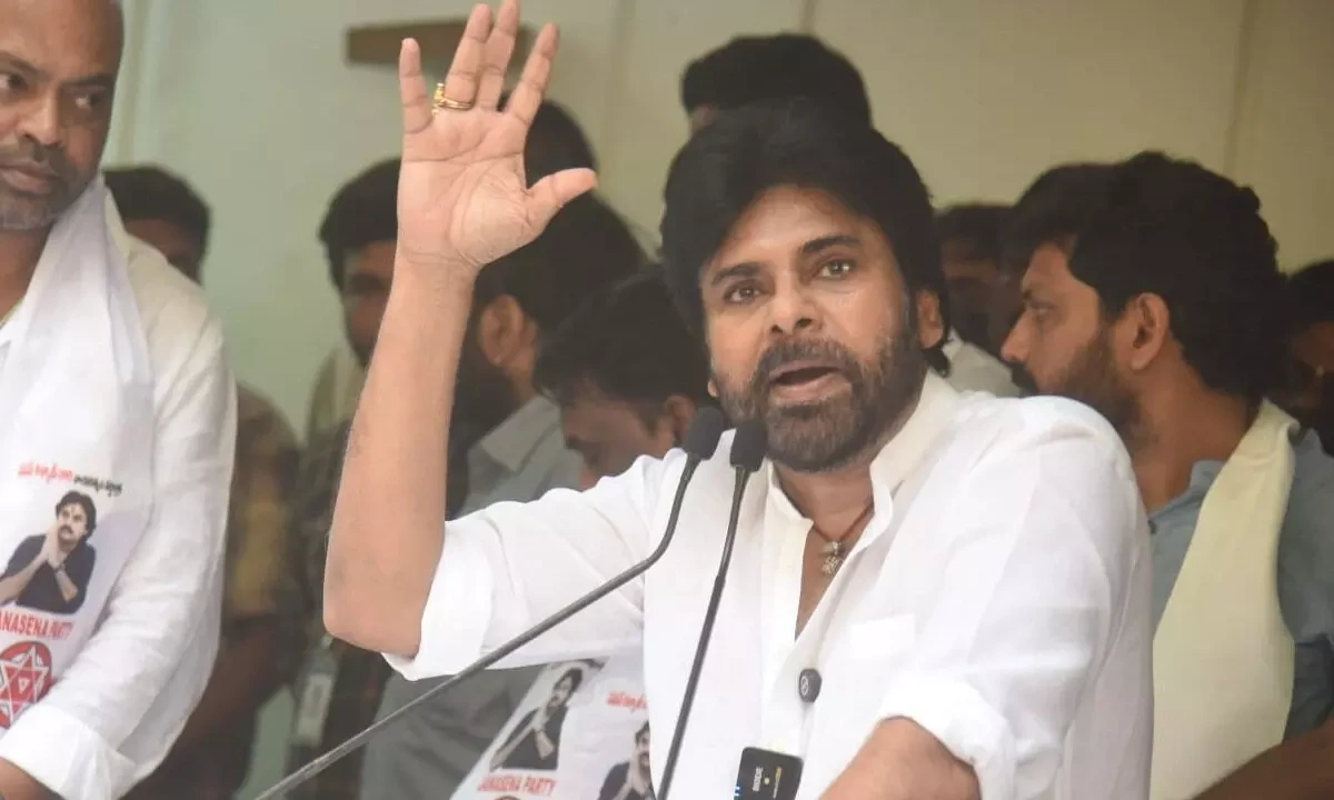 Pawan Kalyan Vows to Strengthen Jana Sena in Telangana | Dailyhunt