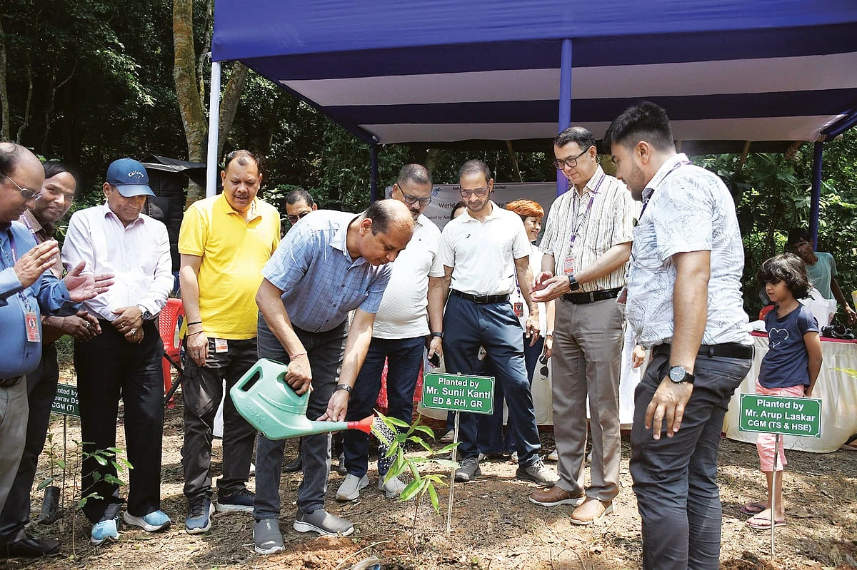 Guwahati Refinery Launches Drive to Plant 10,000 Trees for World ...