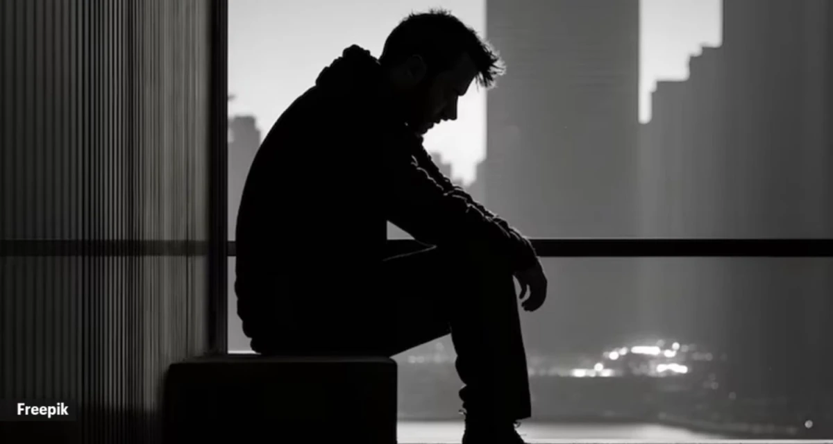 Loneliness: Dark shadows on Indian doorsteps | Dailyhunt