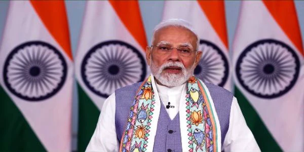 Prime Minister Modi Mourns the Demise of Veteran Singer Suman Kalyanpur ...