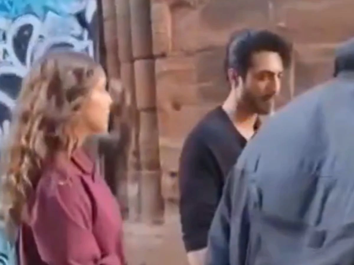 Ahaan Panday And Sharvari's UK Shoot Clip LEAKED From Ali Abbas Zafar's ...