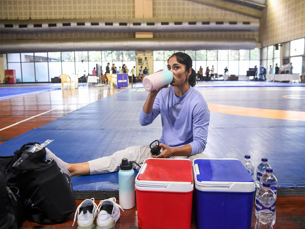 Vinesh Phogat's Asian Games 2026 Dream Ends in Heartbreak! Wrestling ...