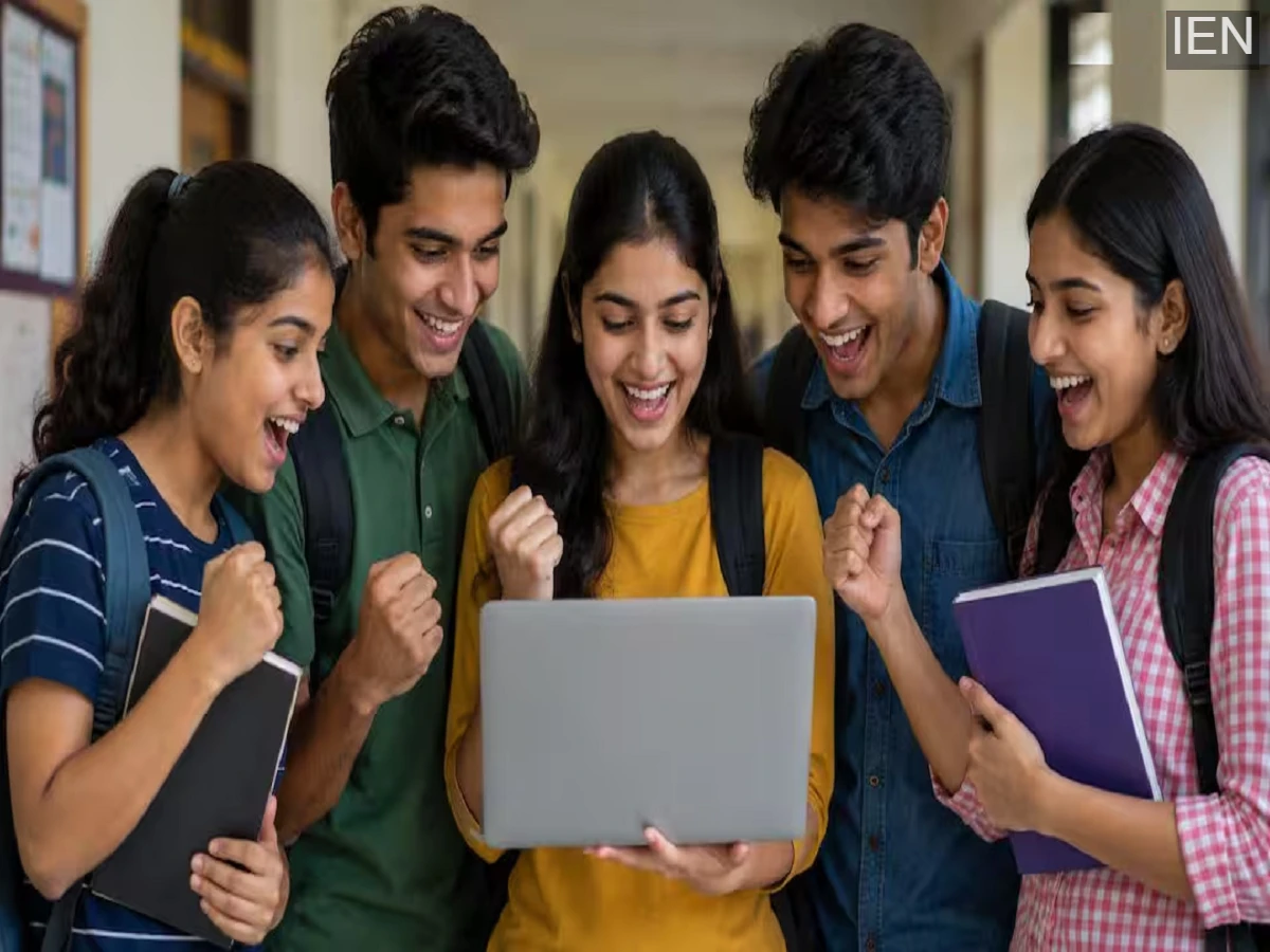 Good News for Students Scoring 60% Marks: Receive a Scholarship of ...