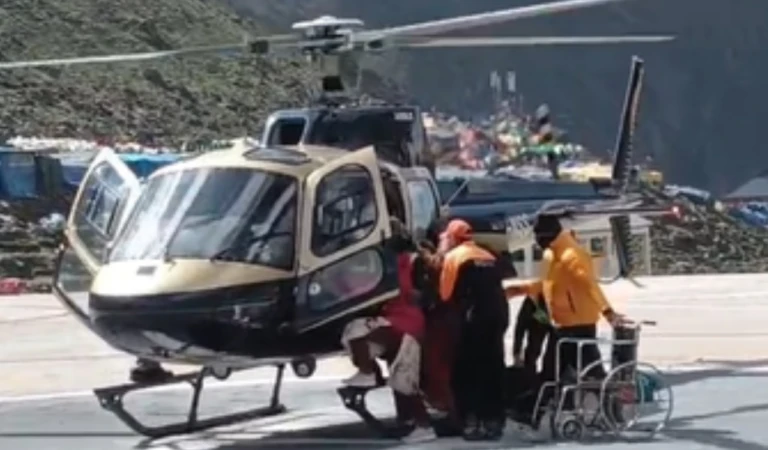 Rescue teams airlift ailing pilgrims amid heavy rush at Kedarnath ...