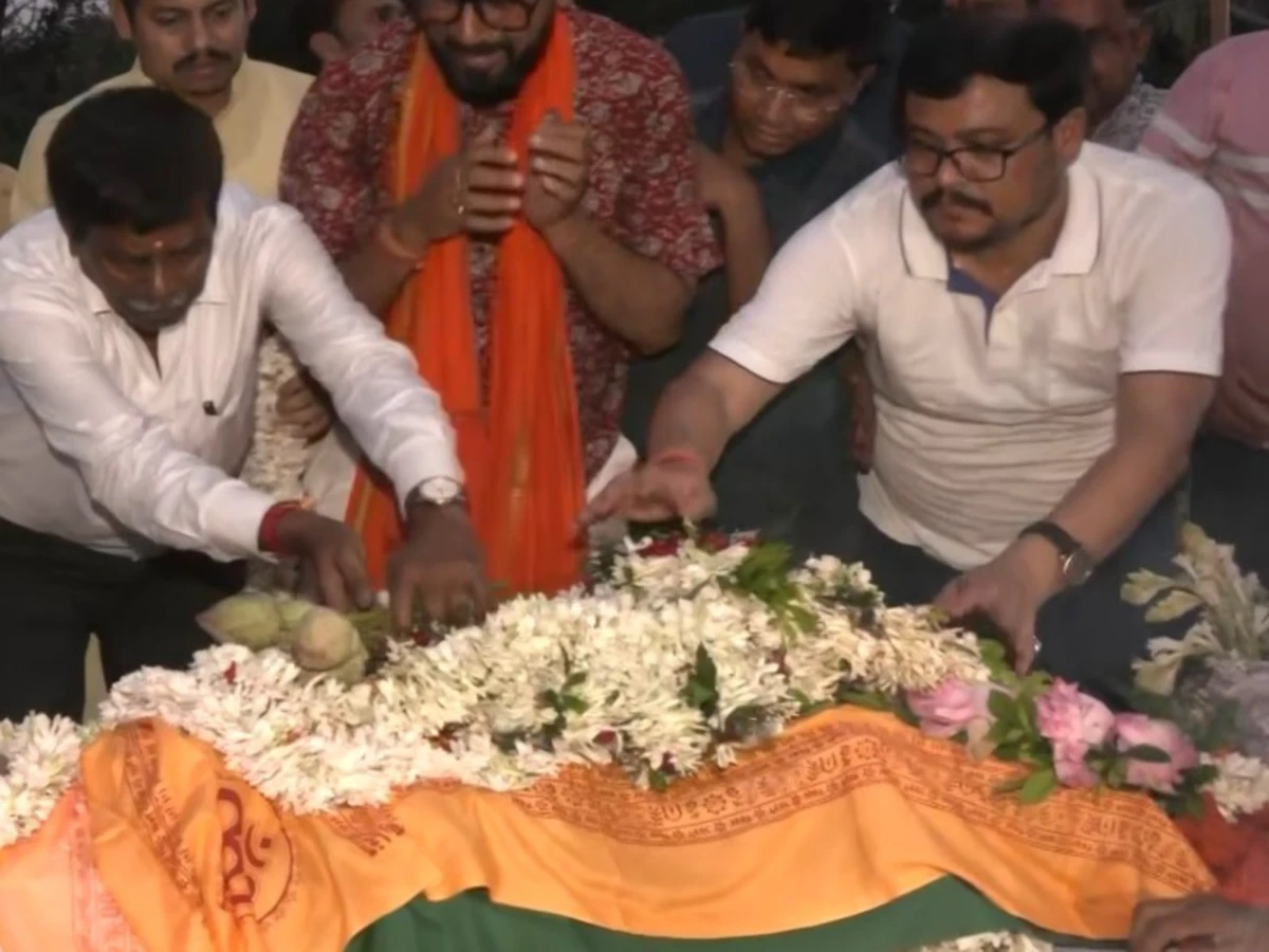 Floral tributes paid to BJP aide Chandranath Rath after shooting death ...