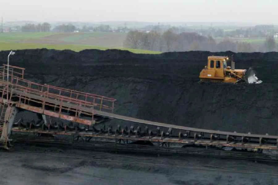 Coal India reports 10% drop in production as high coal inventory weighs ...