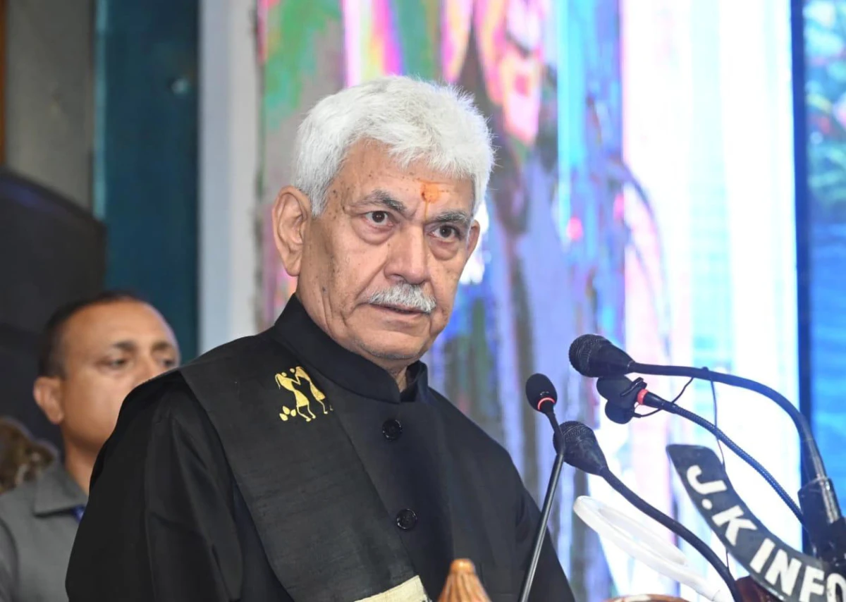 Break Colonial Mindset, India Must Reclaim Its True History: LG Sinha ...