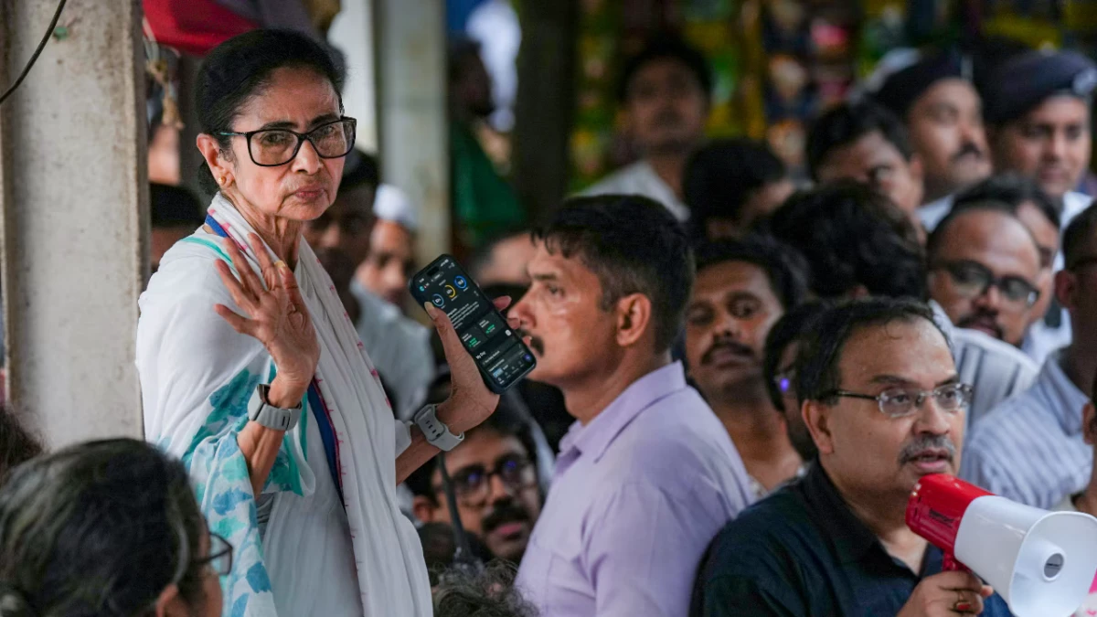 Will Kolkata get its next mayor today? Mamata Banerjee calls crucial ...