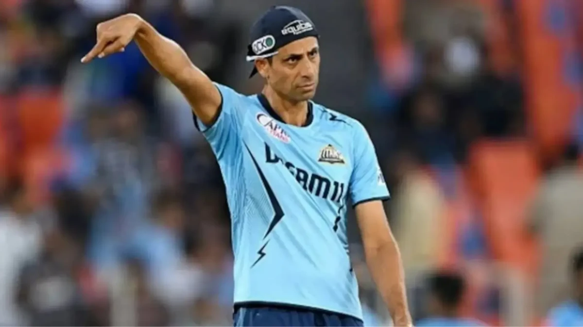 Sanjay Manjrekar Backs Ashish Nehra as Future India White Ball Coach ...