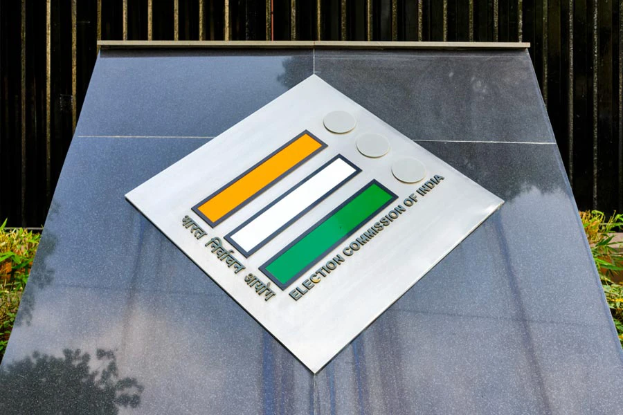 Pre-poll puzzle: Who ordered booze ban? CEO denies EC role in Calcutta ...