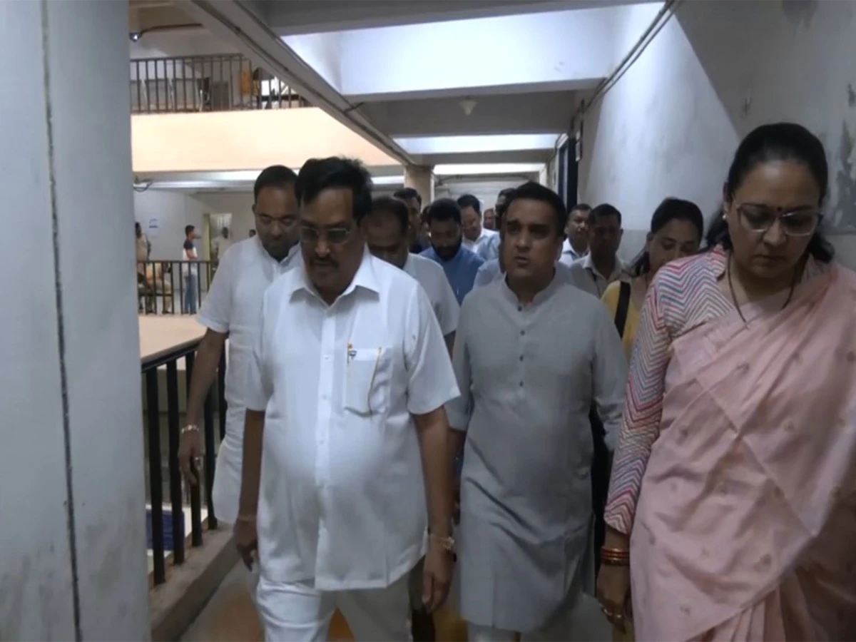 Gujarat Home Minister Harsh Sanghavi holds review meeting ahead of PM ...