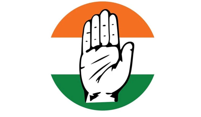 Kerala Congress CM race spills onto streets and social media | Dailyhunt
