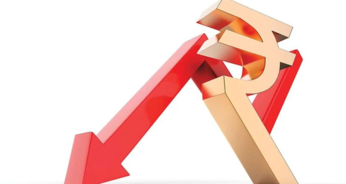 Rupee falls 17 paise to 95.43 against US dollar in early trade | Dailyhunt