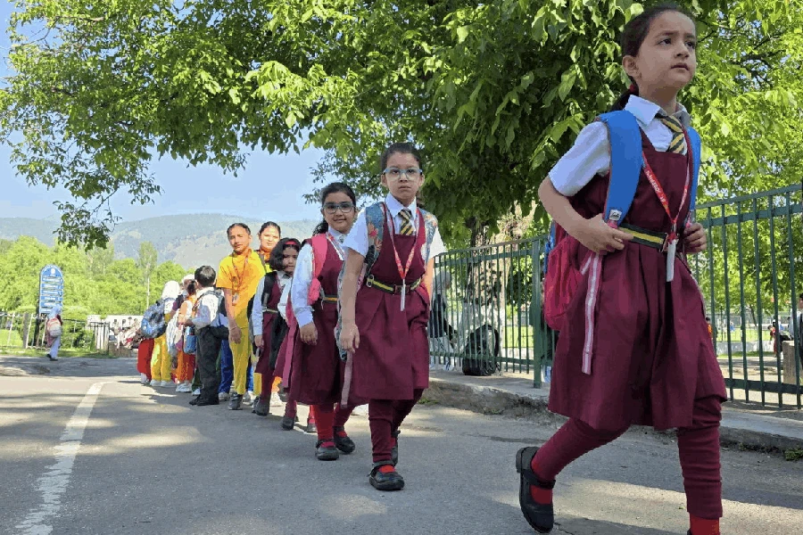 Schools Across Tamil Nadu Reopen After Summer Break; New Syllabus ...