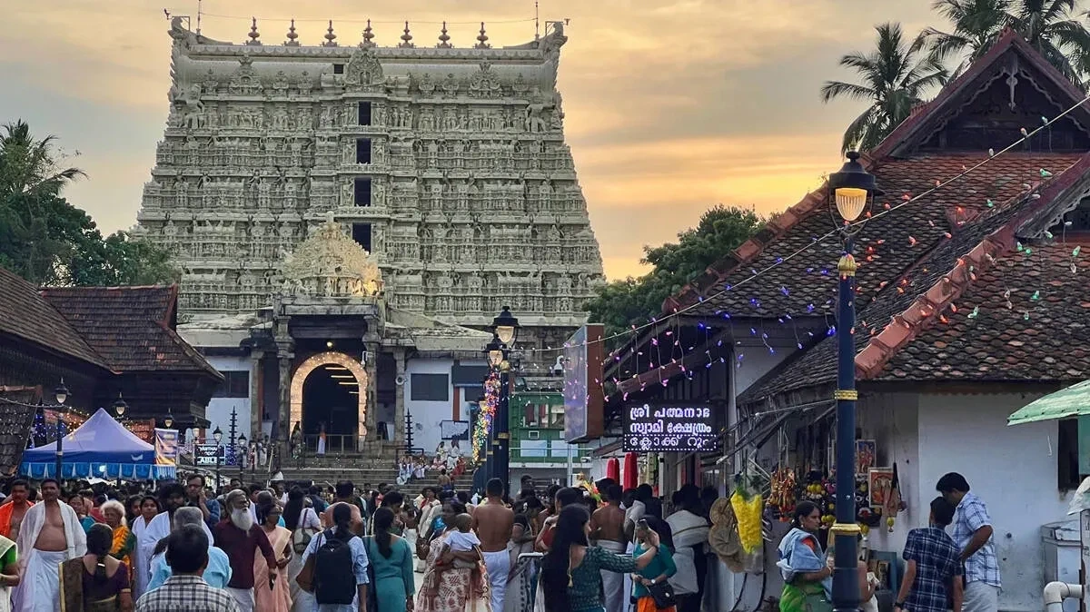 Priceless artefacts missing from Padmanabhaswamy, claims Police; temple ...