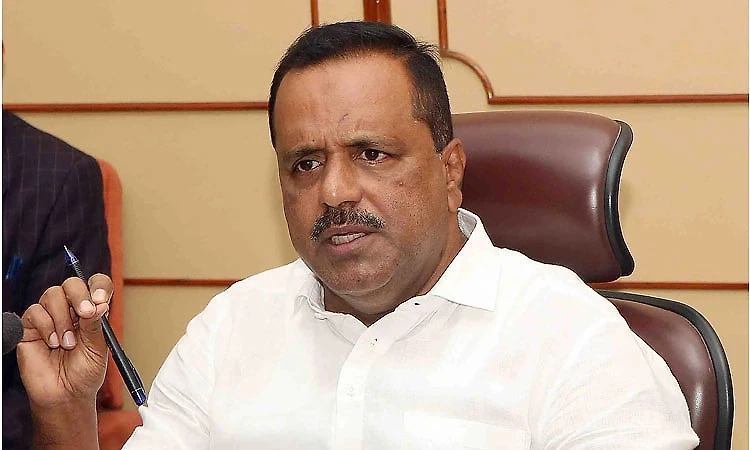 Karnataka legislature to go fully digital within six months: UT Khader ...