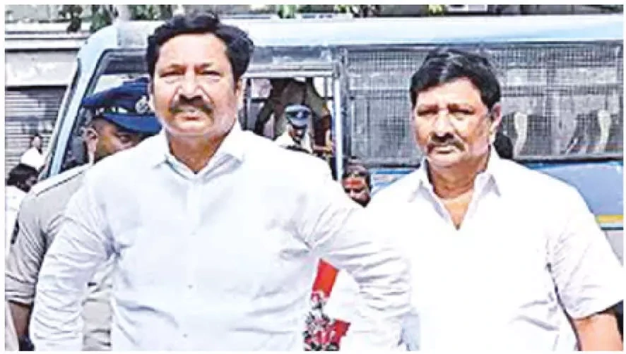 SIT chargesheets Jogi Ramesh in spurious liquor scam | Dailyhunt