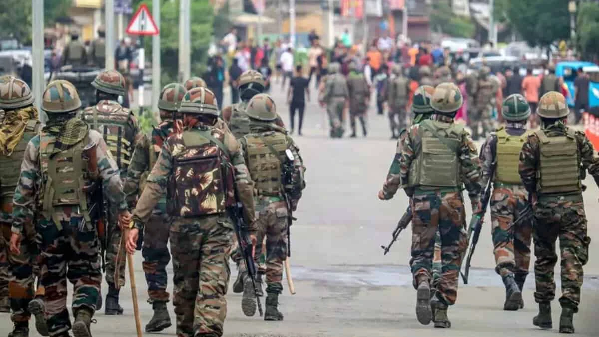 Manipur: Naga, Kukis intensify agitations over hostage crisis | Dailyhunt