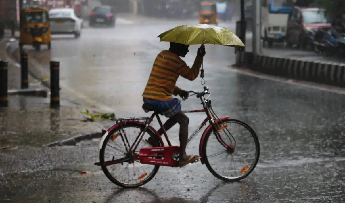 Severe Weather Alerts Issued as Monsoon Approaches India | Dailyhunt