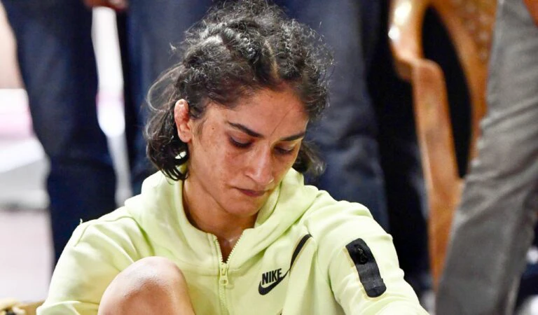 'WFI wants me to die quickly.I will keep fighting': Vinesh Phogat ...