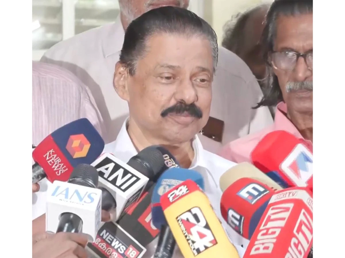 'LDF will secure victory': MV Govindan confident despite early UDF lead ...
