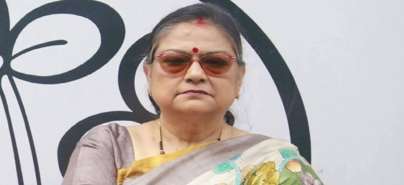তৃণমূলে বড় রদবদল! জেলা সভাপতির পদ ছাড়লেন কাকলি ঘোষ দস্তিদার, নিশানা ...