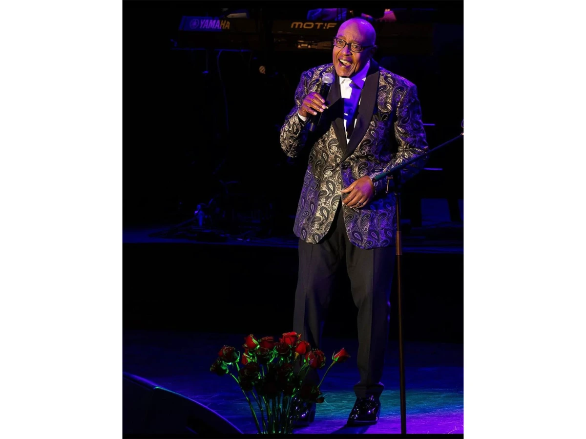 R&B singer Peabo Bryson known for 'Beauty and the Beast', 'Whole New ...