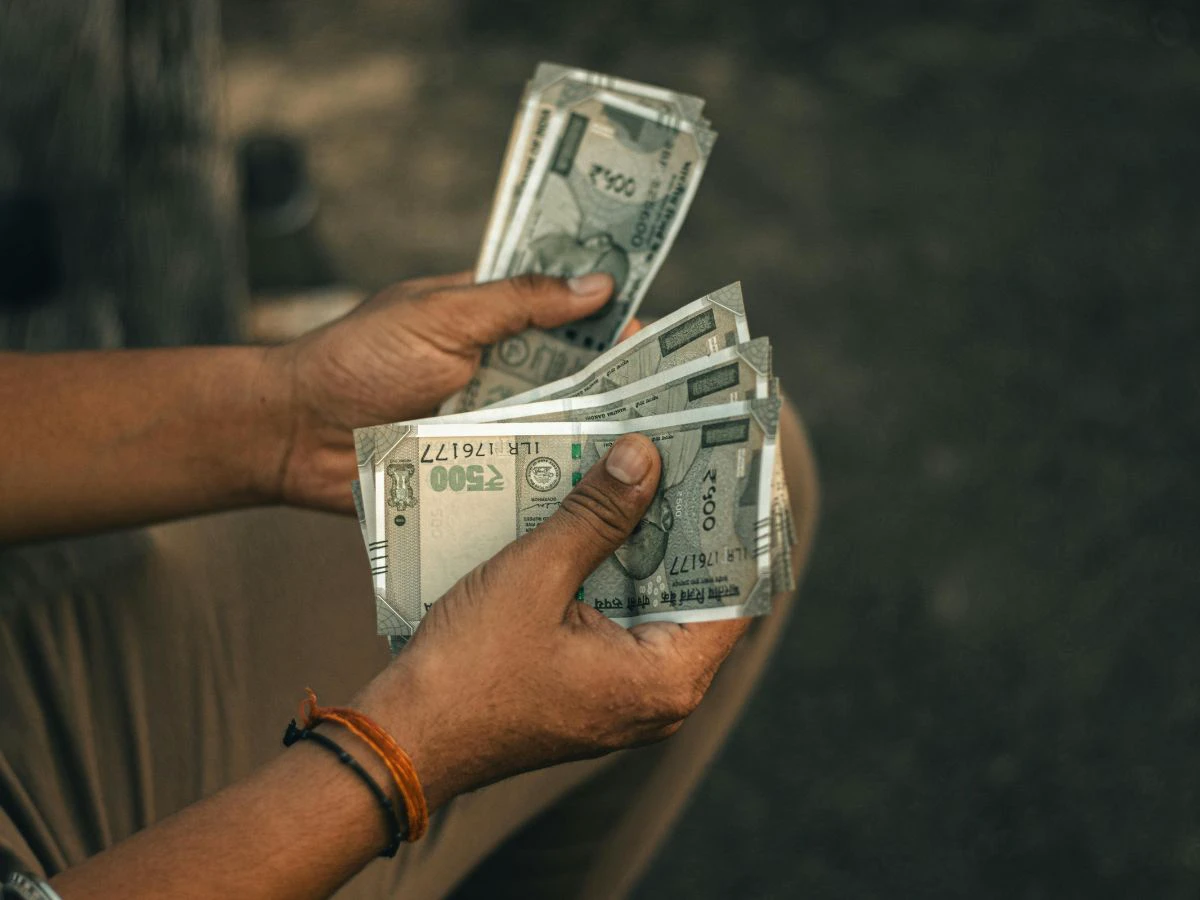 Will Plastic Rupee Notes Replace Paper Currency? Here's What RBI Is ...