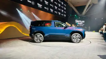 2026 Tata Sierra EV Vs ICE: Here's What's Different And What Remains ...