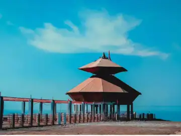 Mysterious Temple: A mysterious Shiva temple in Gujarat where the ...