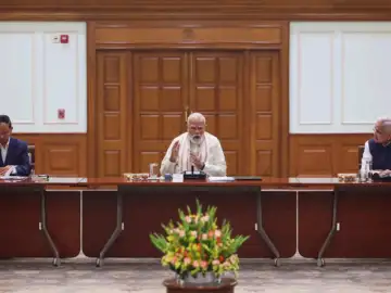 What PM Modi Discussed Behind Closed Doors Will Surprise You | Dailyhunt