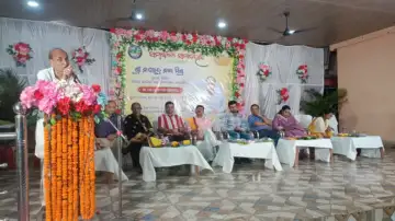 ଶିକ୍ଷା,ଶୃଙ୍ଖଳା ଓ ମାନବିକତା ର ପ୍ରତୀକ ନରେନ୍ଦ୍ର ମିଶ୍ରଙ୍କୁ ଭାବବିହ୍ୱଳ ବିଦାୟ ...