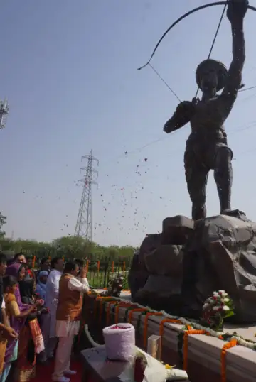 Delhi BJP President Pays Tribute to Bhagwan Birsa Munda on His 126th ...