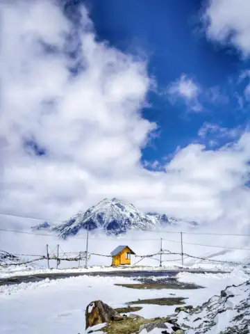 Tawang: The Buddhist Monastery Town in India That Looks Like It Belongs ...