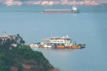 World Famous Rivers: Life is a journey. the world lives on the banks of ...
