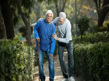 Do your feet hurt after walking? Are you unknowingly making these 6 ...