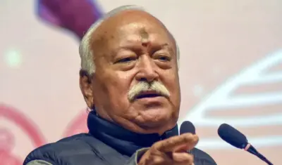 Stone Pelting Incident on Train with RSS Chief Raises Security Concerns ...