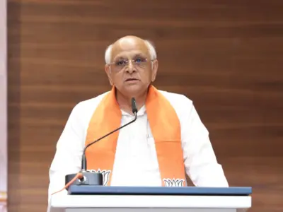 HUDCO to provide Rs 1 lakh crore for Gujarat infrastructure projects ...