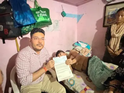 Delhi CM announces ₹5 lakh aid for Malviya Nagar fire hero Rohit ...