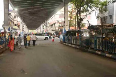 Police begin hawker crackdown on Kali Temple Road after CM's warning ...