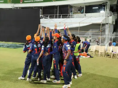 NECO Master Blaster women finish as runners-up in Vidarbha Women's ...